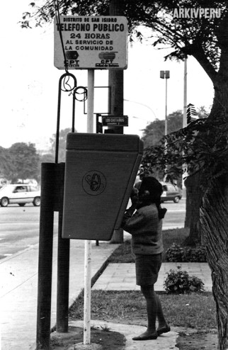 Teléfono público: "Su mejor vecino" (1957-1993) - ArkivperuArkivperu